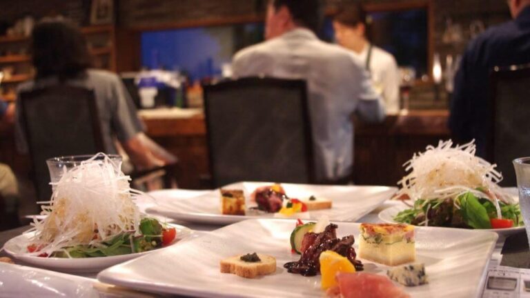 Cost of Meals in Japan from Casual to High-end Restaurants | Let's DANGO